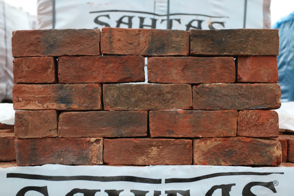 Bricks | DJ Giles